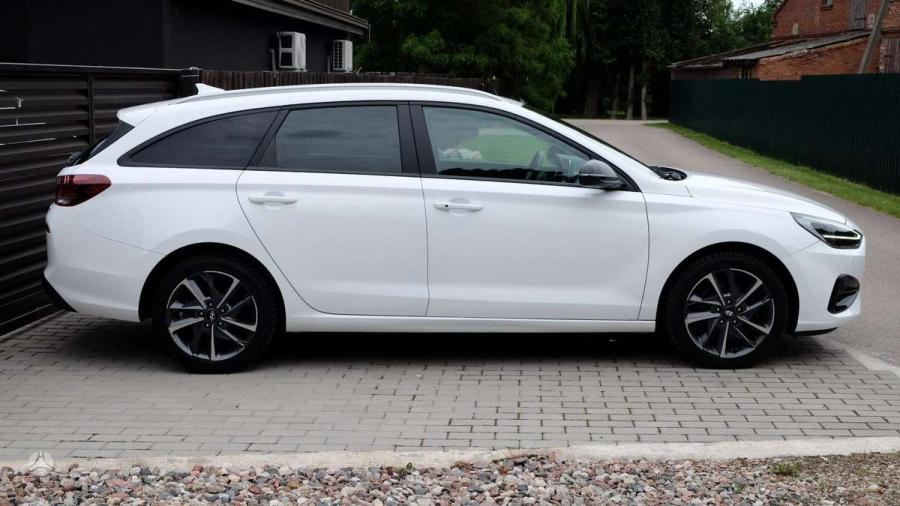 Balts Hyundai i30 2022 Marijampole, ar dzinēja tilpumu 1.60 L un nobraukumu 226 tūkst. km par 9990 €, foto 7 vietnē AUTOMOTO.COM.LV