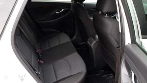 Balts Hyundai i30 2022 Marijampole, ar dzinēja tilpumu 1.60 L un nobraukumu 226 tūkst. km par 9990 €, foto 22 vietnē AUTOMOTO.COM.LV