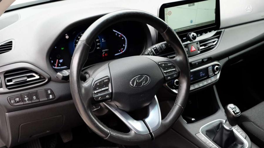 Balts Hyundai i30 2022 Marijampole, ar dzinēja tilpumu 1.60 L un nobraukumu 226 tūkst. km par 9990 €, foto 26 vietnē AUTOMOTO.COM.LV