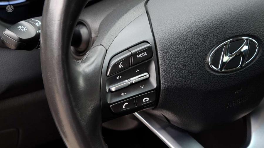 Balts Hyundai i30 2022 Marijampole, ar dzinēja tilpumu 1.60 L un nobraukumu 226 tūkst. km par 9990 €, foto 27 vietnē AUTOMOTO.COM.LV