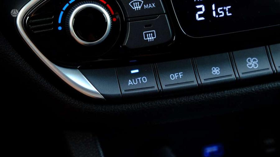Balts Hyundai i30 2022 Marijampole, ar dzinēja tilpumu 1.60 L un nobraukumu 226 tūkst. km par 9990 €, foto 36 vietnē AUTOMOTO.COM.LV