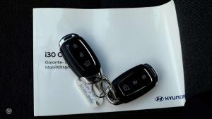 Balts Hyundai i30 2022 Marijampole, ar dzinēja tilpumu 1.60 L un nobraukumu 226 tūkst. km par 9990 €, foto 44 vietnē AUTOMOTO.COM.LV