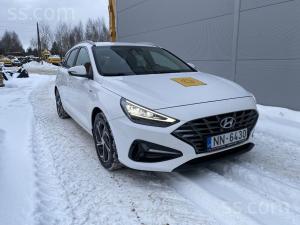 Белый Хендай i30 2023 в Рига, объемом двигателя 1.50 л и пробегом 107 тыс. км за 14800 €, фото  на AUTOMOTO.COM.LV
