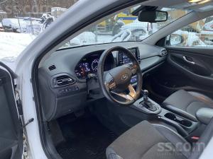 Balts Hyundai i30 2023 Rīga, ar dzinēja tilpumu 1.50 L un nobraukumu 107 tūkst. km par 14800 €, foto 9 vietnē AUTOMOTO.COM.LV