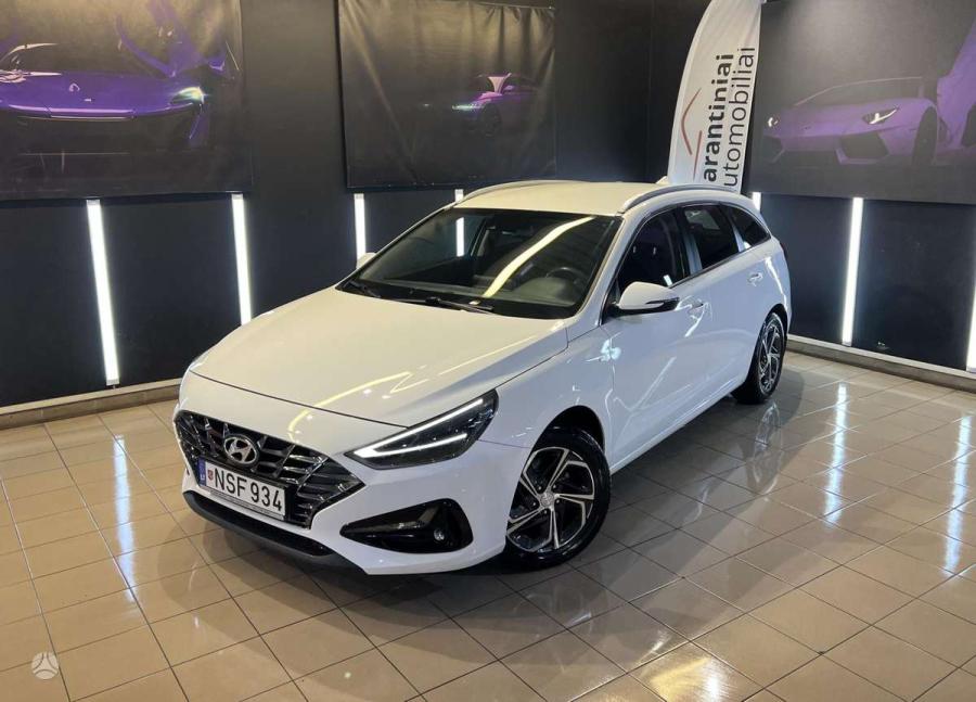 Белый Хендай i30 2023 в Вильнюс, объемом двигателя 1.50 л и пробегом 108 тыс. км за 14950 €, фото 1 на AUTOMOTO.COM.LV