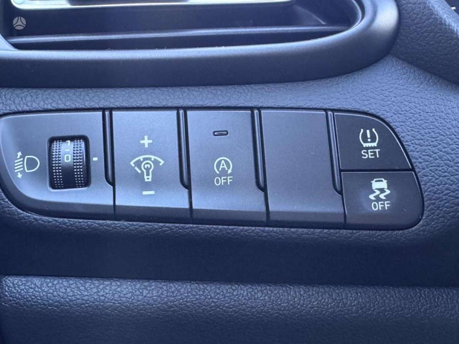 Белый Хендай i30 2023 в Вильнюс, объемом двигателя 1.50 л и пробегом 108 тыс. км за 14950 €, фото 24 на AUTOMOTO.COM.LV