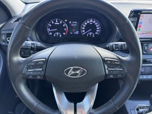 Белый Хендай i30 2023 в Авиженяй, объемом двигателя 1.50 л и пробегом 108 тыс. км за 14800 €, фото 11 на AUTOMOTO.COM.LV