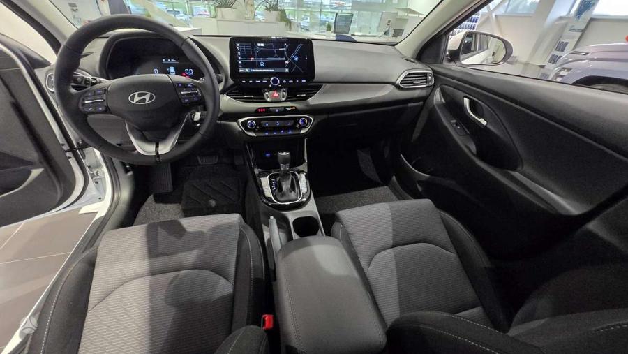 Белый Хендай i30 2026 в Каунас, объемом двигателя 1.00 л и пробегом 0 тыс. км за 20990 €, фото 11 на AUTOMOTO.COM.LV