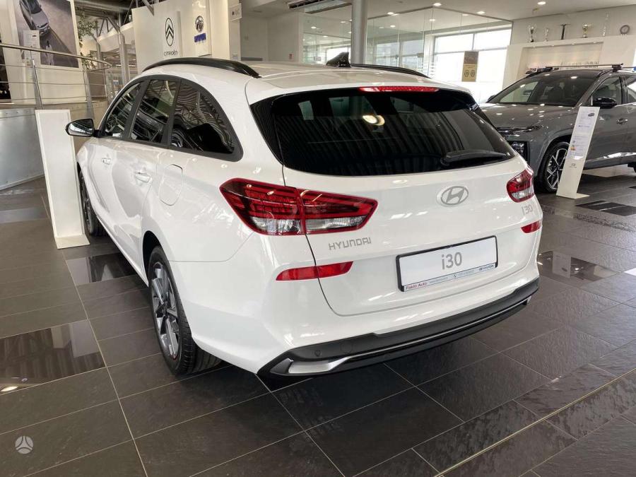 Balts Hyundai i30 2026 Viļņa, ar dzinēja tilpumu 1.60 L un nobraukumu 0 tūkst. km par 30498 €, foto 5 vietnē AUTOMOTO.COM.LV