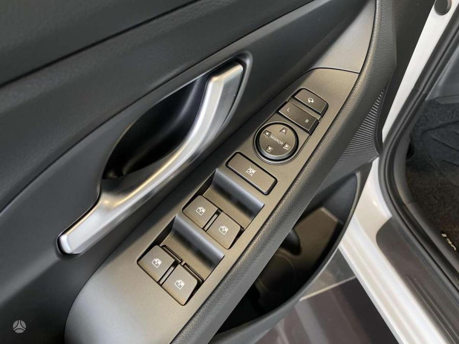 Balts Hyundai i30 2026 Viļņa, ar dzinēja tilpumu 1.60 L un nobraukumu 0 tūkst. km par 30498 €, foto 11 vietnē AUTOMOTO.COM.LV
