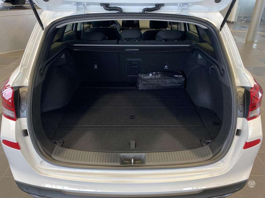 Balts Hyundai i30 2026 Viļņa, ar dzinēja tilpumu 1.60 L un nobraukumu 0 tūkst. km par 30498 €, foto 20 vietnē AUTOMOTO.COM.LV