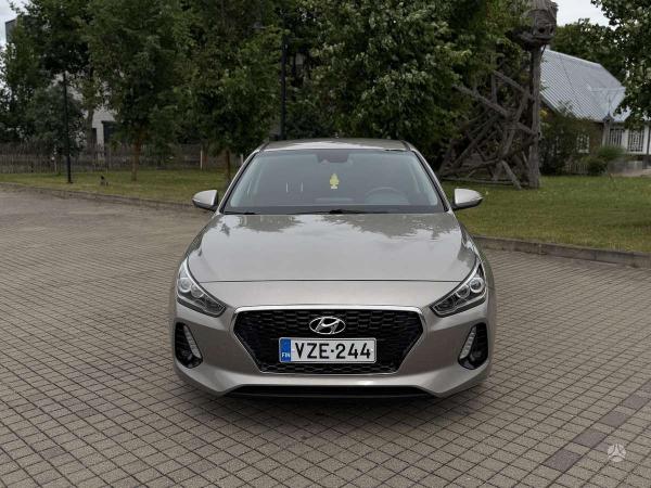Желтый Хендай i30 2017 в Шяуляй, объемом двигателя 1.58 л и пробегом 190 тыс. км за 7400 €, фото 2 на AUTOMOTO.COM.LV