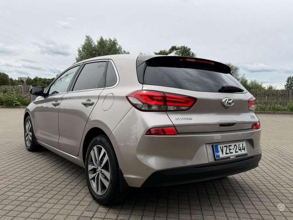 Желтый Хендай i30 2017 в Шяуляй, объемом двигателя 1.58 л и пробегом 190 тыс. км за 7400 €, фото 6 на AUTOMOTO.COM.LV