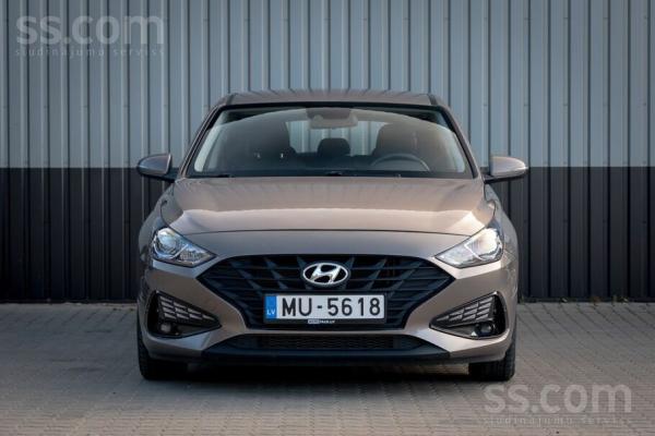 Желтый Хендай i30 2021 в Талси, объемом двигателя 1.60 л и пробегом 145 тыс. км за 10950 €, фото 2 на AUTOMOTO.COM.LV