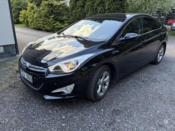 Melns Hyundai i40 2013 Viļņa, ar dzinēja tilpumu 1.70 L un nobraukumu 296 tūkst. km par 4200 €, foto 8 vietnē AUTOMOTO.COM.LV