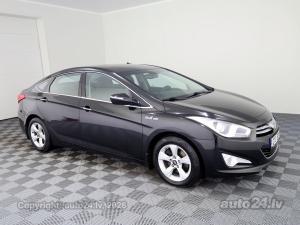 Black Hyundai i40 2012 in Tallinn, with an engine capacity of 1.70 L and mileage of 212 thousand km for 3199 €, photo  on AUTOMOTO.COM.LV