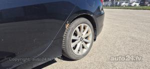 Melns Hyundai i40 2012 Tallina, ar dzinēja tilpumu 1.70 L un nobraukumu 303 tūkst. km par 3300 €, foto 13 vietnē AUTOMOTO.COM.LV