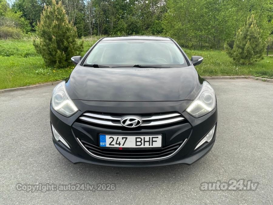Melns Hyundai i40 2012 Tallina, ar dzinēja tilpumu 1.70 L un nobraukumu 264 tūkst. km par 3600 €, foto 4 vietnē AUTOMOTO.COM.LV
