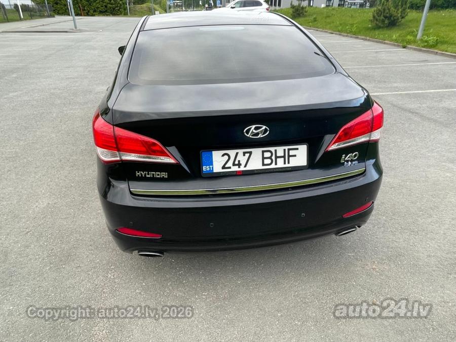 Melns Hyundai i40 2012 Tallina, ar dzinēja tilpumu 1.70 L un nobraukumu 264 tūkst. km par 3600 €, foto 7 vietnē AUTOMOTO.COM.LV