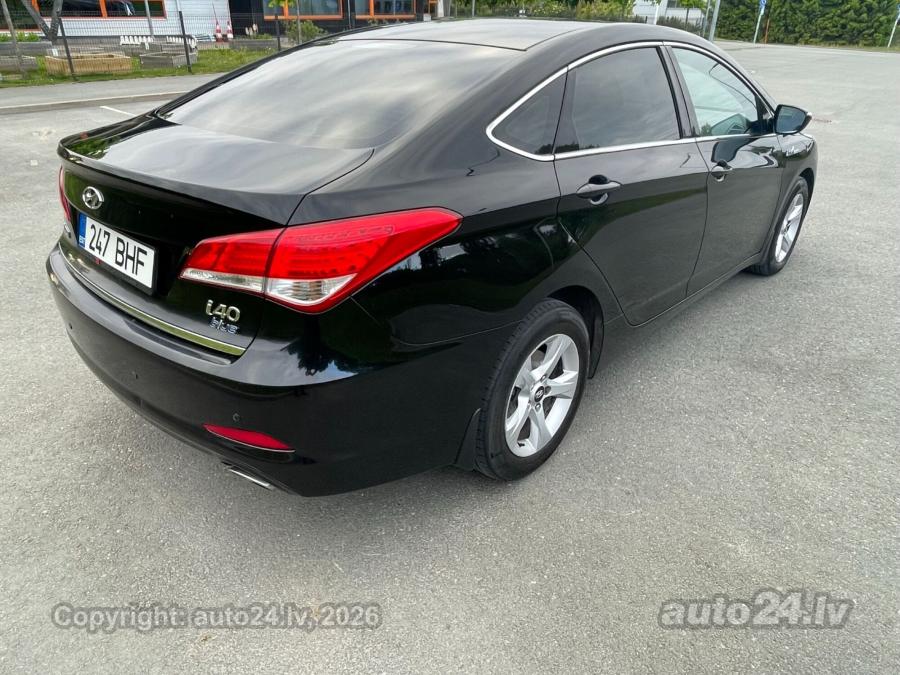 Melns Hyundai i40 2012 Tallina, ar dzinēja tilpumu 1.70 L un nobraukumu 264 tūkst. km par 3600 €, foto 8 vietnē AUTOMOTO.COM.LV