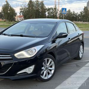 Черный Хендай и40 2012 в Рига, объемом двигателя 1.70 л и пробегом 306 тыс. км за 4700 €, фото 6 на AUTOMOTO.COM.LV