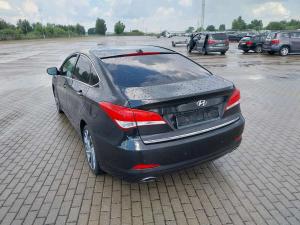 Melns Hyundai i40 2012 Marijampole, ar dzinēja tilpumu 1.69 L un nobraukumu 234 tūkst. km par 5200 €, foto 3 vietnē AUTOMOTO.COM.LV