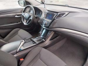 Melns Hyundai i40 2012 Marijampole, ar dzinēja tilpumu 1.69 L un nobraukumu 234 tūkst. km par 5200 €, foto 5 vietnē AUTOMOTO.COM.LV