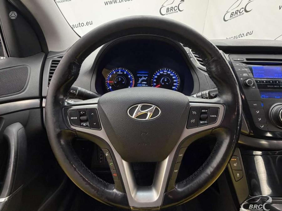 Melns Hyundai i40 2015 Viļņa, ar dzinēja tilpumu 1.59 L un nobraukumu 118 tūkst. km par 5000 €, foto 31 vietnē AUTOMOTO.COM.LV