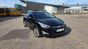 Black Hyundai i40 2015 in Kuressaare, with an engine capacity of 2.00 L and mileage of 69 thousand km for 11500 €, photo  on AUTOMOTO.COM.LV