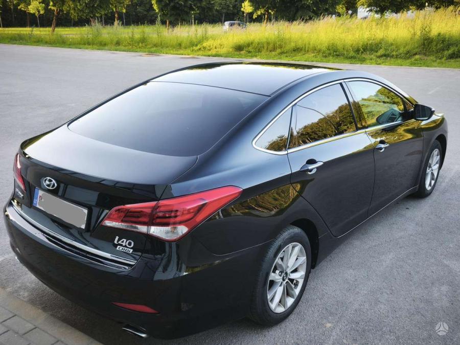 Melns Hyundai i40 2017 Kauņa, ar dzinēja tilpumu 1.69 L un nobraukumu 340 tūkst. km par 4850 €, foto 5 vietnē AUTOMOTO.COM.LV