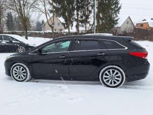 Melns Hyundai i40 2012 Kelmė, ar dzinēja tilpumu 1.70 L un nobraukumu 290 tūkst. km par 4650 €, foto 4 vietnē AUTOMOTO.COM.LV