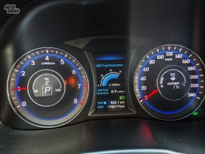 Black Hyundai i40 2012 in Vilnius, with an engine capacity of 2.00 L and mileage of 198 thousand km for 6700 €, photo 10 on AUTOMOTO.COM.LV