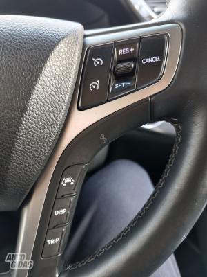 Black Hyundai i40 2012 in Vilnius, with an engine capacity of 2.00 L and mileage of 198 thousand km for 6700 €, photo 11 on AUTOMOTO.COM.LV