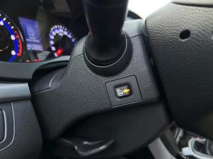 Black Hyundai i40 2012 in Riga, with an engine capacity of 1.70 L and mileage of 278 thousand km for 4900 €, photo 15 on AUTOMOTO.COM.LV