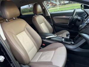 Black Hyundai i40 2012 in Riga, with an engine capacity of 1.70 L and mileage of 278 thousand km for 4900 €, photo 25 on AUTOMOTO.COM.LV