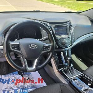 Black Hyundai i40 2012 in Vilnius, with an engine capacity of 1.69 L and mileage of 226 thousand km for 4950 €, photo 20 on AUTOMOTO.COM.LV