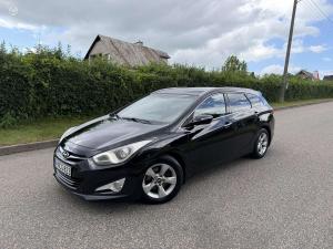Black Hyundai i40 2012 in Vilnius, with an engine capacity of 1.69 L and mileage of 273 thousand km for 4850 €, photo  on AUTOMOTO.COM.LV