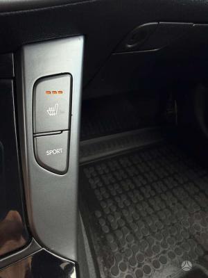 Black Hyundai i40 2012 in Vilnius, with an engine capacity of 1.69 L and mileage of 273 thousand km for 4850 €, photo 31 on AUTOMOTO.COM.LV