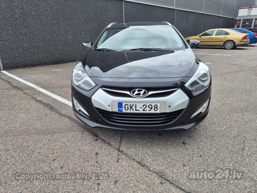 Melns Hyundai i40 2012 Pērnava, ar dzinēja tilpumu 1.60 L un nobraukumu 244 tūkst. km par 3999 €, foto 3 vietnē AUTOMOTO.COM.LV