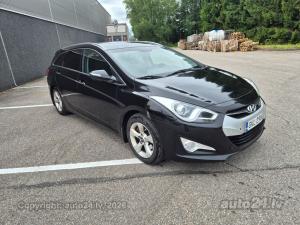 Melns Hyundai i40 2012 Pērnava, ar dzinēja tilpumu 1.60 L un nobraukumu 244 tūkst. km par 3999 €, foto 4 vietnē AUTOMOTO.COM.LV
