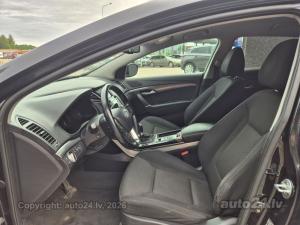 Melns Hyundai i40 2012 Pērnava, ar dzinēja tilpumu 1.60 L un nobraukumu 244 tūkst. km par 3999 €, foto 9 vietnē AUTOMOTO.COM.LV