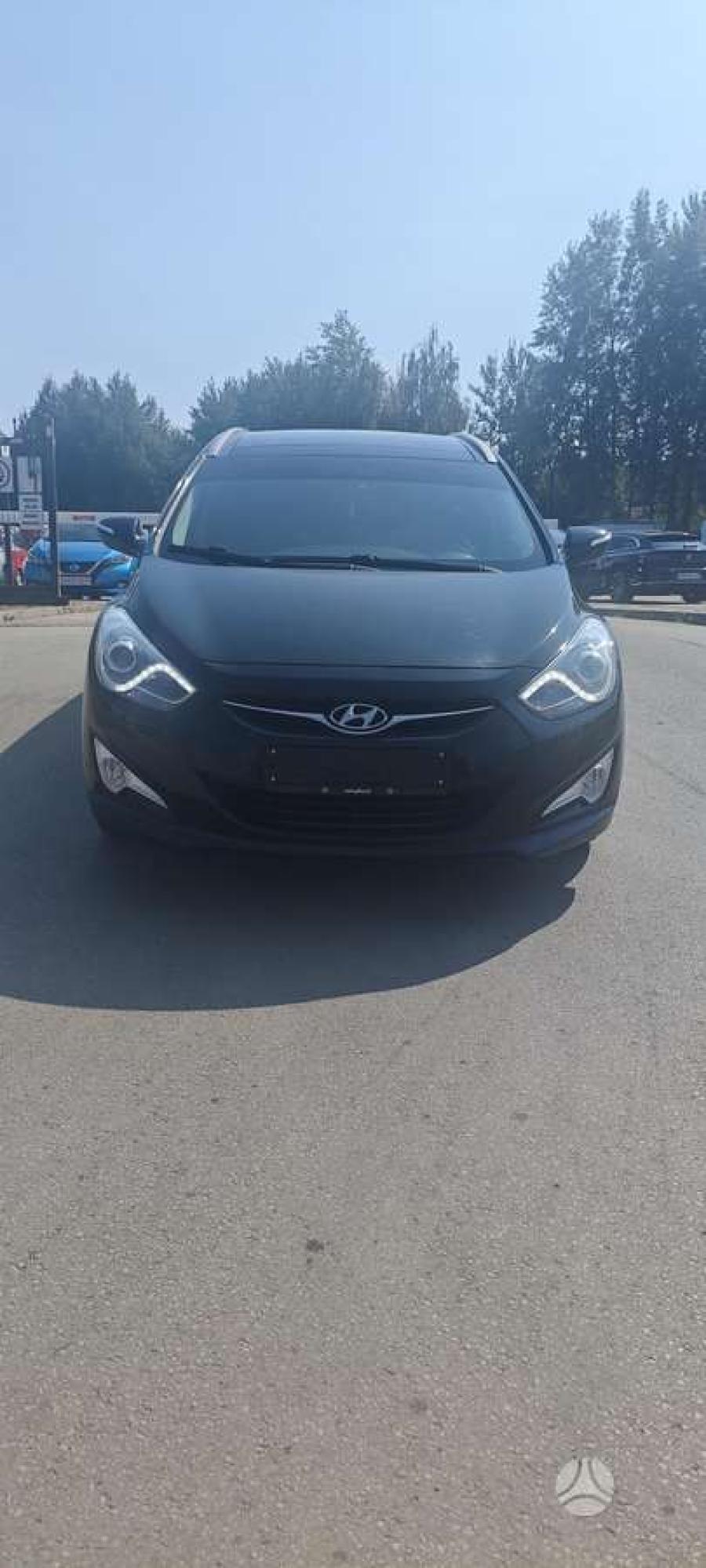 Melns Hyundai i40 2012 Kauņa, ar dzinēja tilpumu 1.69 L un nobraukumu 230 tūkst. km par 4399 €, foto 4 vietnē AUTOMOTO.COM.LV