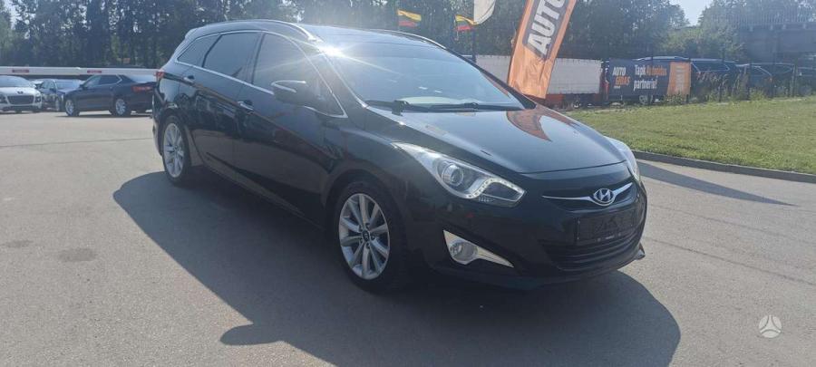 Melns Hyundai i40 2012 Kauņa, ar dzinēja tilpumu 1.69 L un nobraukumu 230 tūkst. km par 4399 €, foto 6 vietnē AUTOMOTO.COM.LV