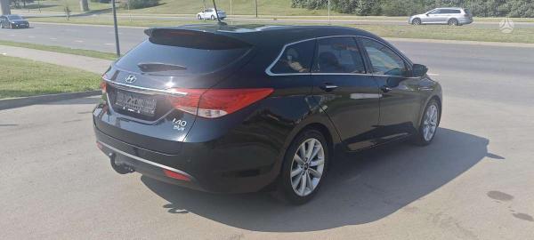 Melns Hyundai i40 2012 Kauņa, ar dzinēja tilpumu 1.69 L un nobraukumu 230 tūkst. km par 4399 €, foto 7 vietnē AUTOMOTO.COM.LV