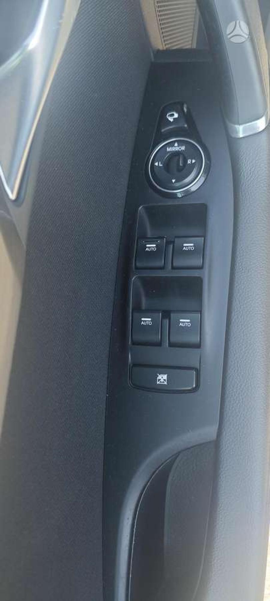 Melns Hyundai i40 2012 Kauņa, ar dzinēja tilpumu 1.69 L un nobraukumu 230 tūkst. km par 4399 €, foto 16 vietnē AUTOMOTO.COM.LV