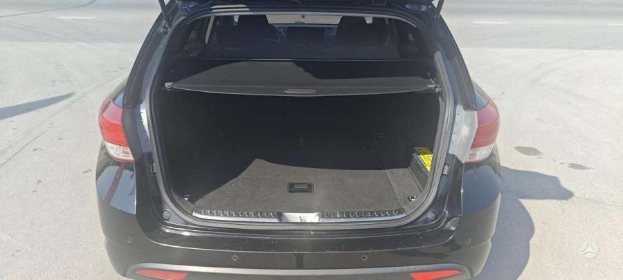 Melns Hyundai i40 2012 Kauņa, ar dzinēja tilpumu 1.69 L un nobraukumu 230 tūkst. km par 4399 €, foto 22 vietnē AUTOMOTO.COM.LV