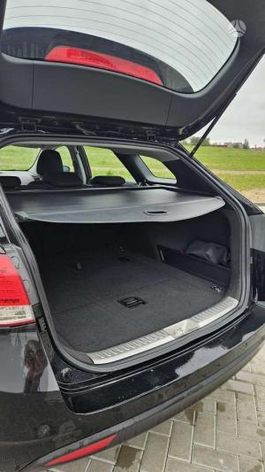 Black Hyundai i40 2012 in Alytus, with an engine capacity of 1.69 L and mileage of 182 thousand km for 3400 €, photo 8 on AUTOMOTO.COM.LV