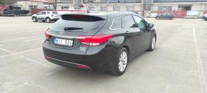 Black Hyundai i40 2013 in Klaipeda, with an engine capacity of 1.70 L and mileage of 300 thousand km for 4900 €, photo 5 on AUTOMOTO.COM.LV