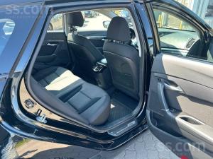 Black Hyundai i40 2014 in Riga, with an engine capacity of 1.70 L and mileage of 133 thousand km for 6950 €, photo 10 on AUTOMOTO.COM.LV