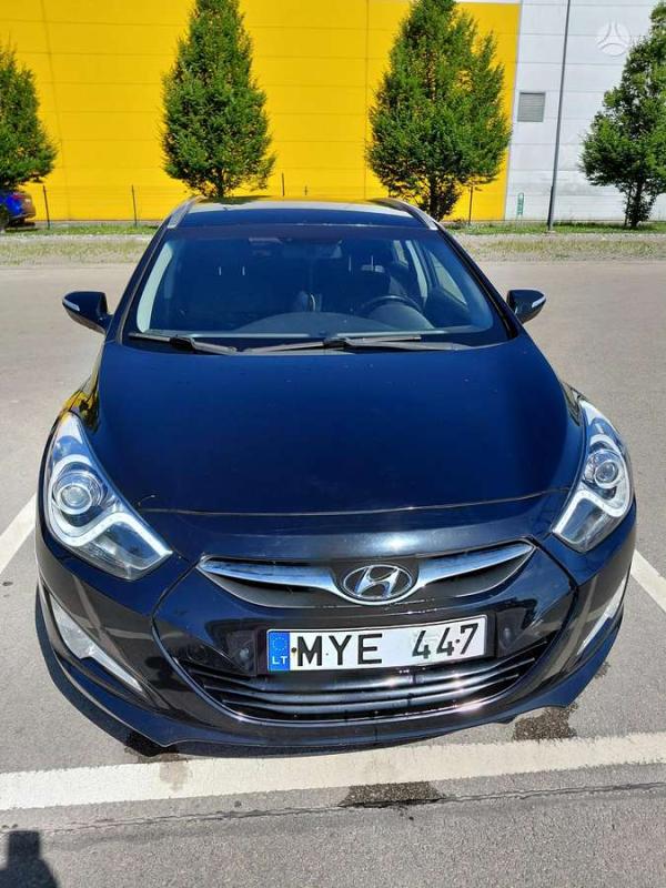 Melns Hyundai i40 2014 Klaipėda, ar dzinēja tilpumu 1.69 L un nobraukumu 268 tūkst. km par 3500 €, foto 1 vietnē AUTOMOTO.COM.LV